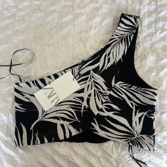 Zara | Tops | Zara Asymmetrical Printed Top | Poshmark